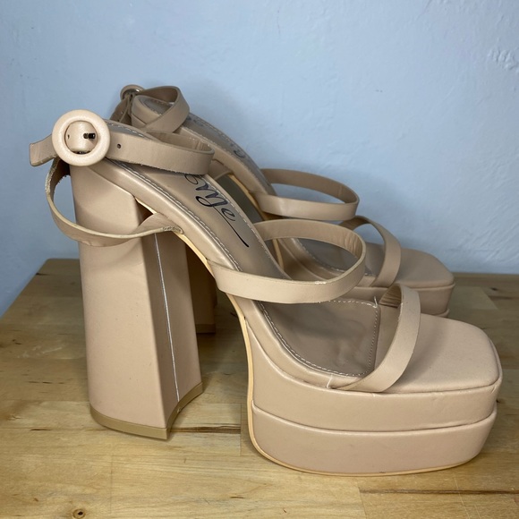 So Me | Shoes | So Me Heels | Poshmark